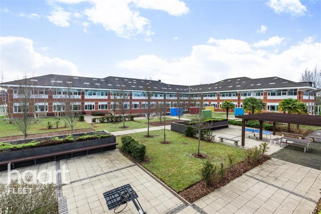 Unity Place 2 bed flat - £1,100 pcm (£254 pw)