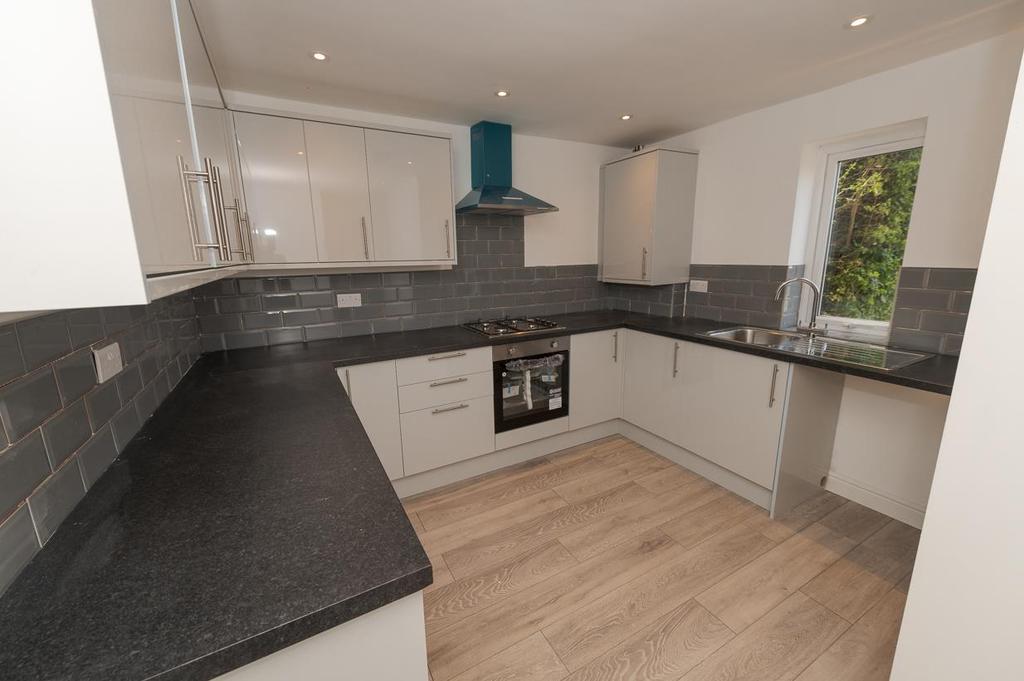 Boscombe Crescent, Downend, Bristol... 2 bed terraced house - £280,000