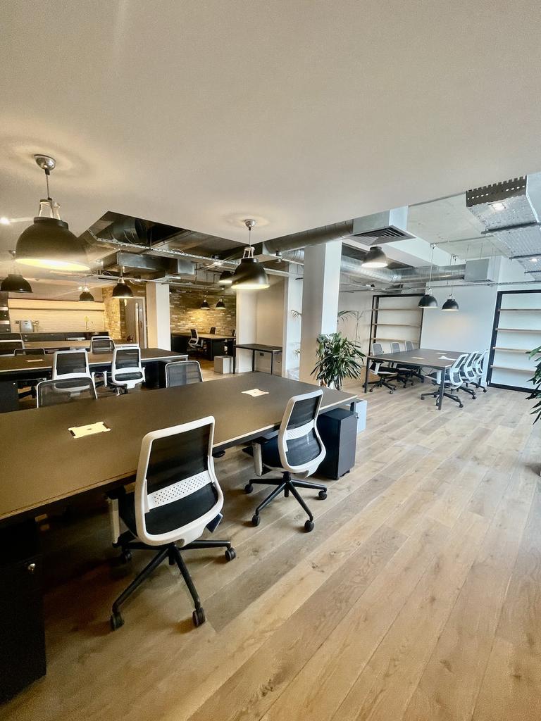 Modern Office To Rent Off Old Street, 43-51 New North Road, Old Street ...