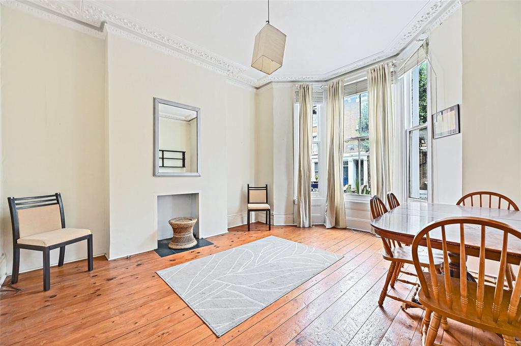 Westwick Gardens, Brook Green... 1 bed apartment - £425,000