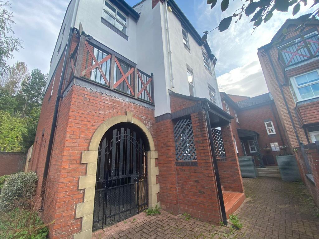 Trinity Courtyard, Newcastle upon Tyne 5 bed house share - £450 pcm (£ ...