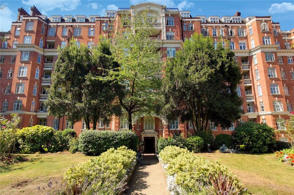 Clive Court, Maida Vale, London 1 bed flat - £8,667 pcm (£2,000 pw)