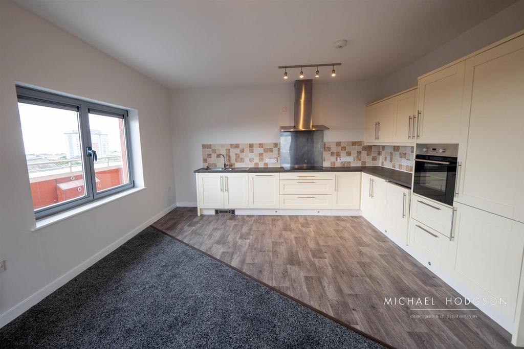 Biscop House, Villiers Street... 2 bed apartment - £625 pcm (£144 pw)