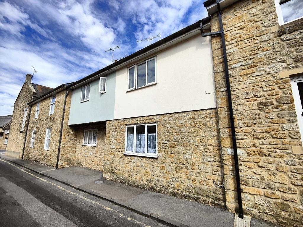 Wessex Court, Digby Road, Sherborne... 2 bed terraced house - £215,000