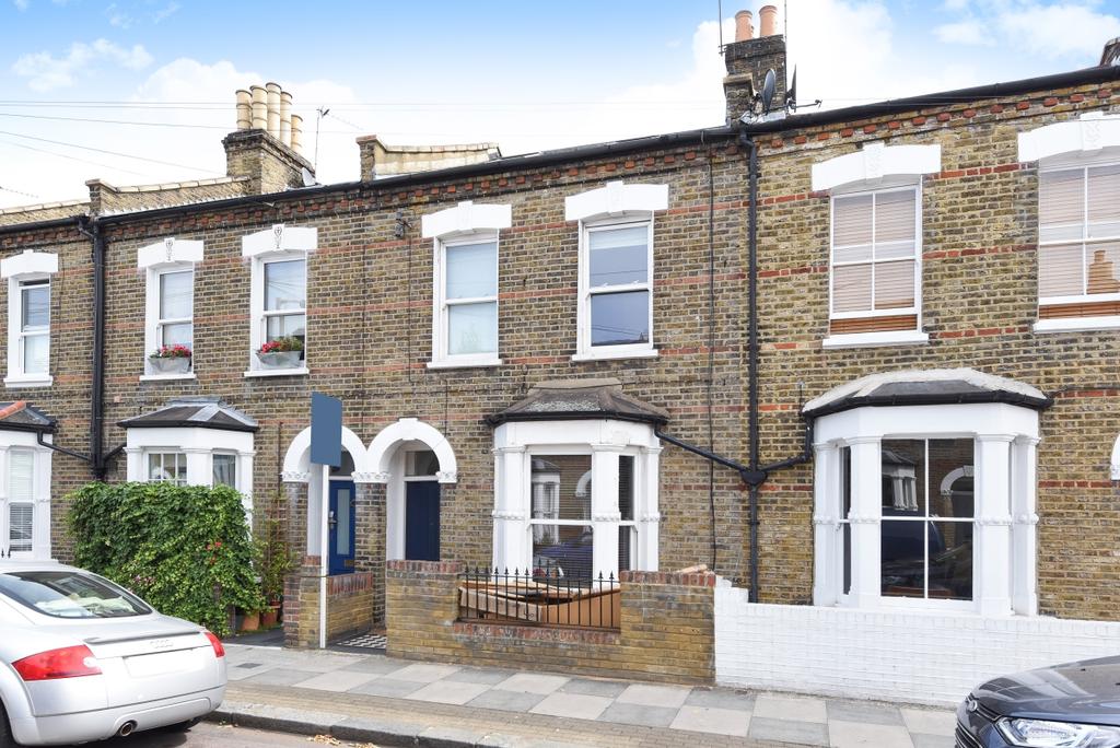 Sudlow Road Putney SW18 4 bed house - £3,450 pcm (£796 pw)