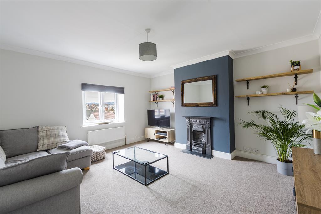 Coronation Road, Southville, Bristol, BS3 1RE 2 bed flat - £335,000