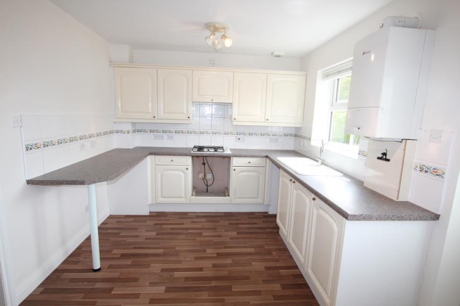 Marin Court, Beverley, HU17 0UH 3 bed mews - £795 pcm (£183 pw)