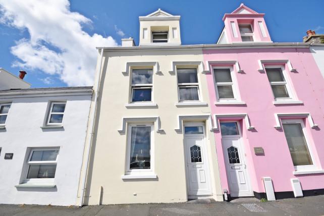 Douglas Street, Castletown, IM9 1AY 3 bed house - £419,000