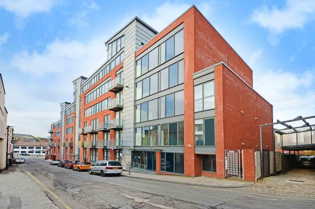 Bailey Street, City Centre... 1 bed apartment - £750 pcm (£173 pw)