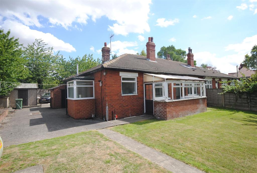 The Bungalows, Ledston luck, Leeds 3 bed semi-detached bungalow - £250,000