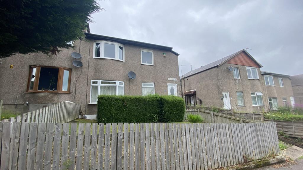 Croftfoot Road, Glasgow 3 bed flat - £750 pcm (£173 pw)