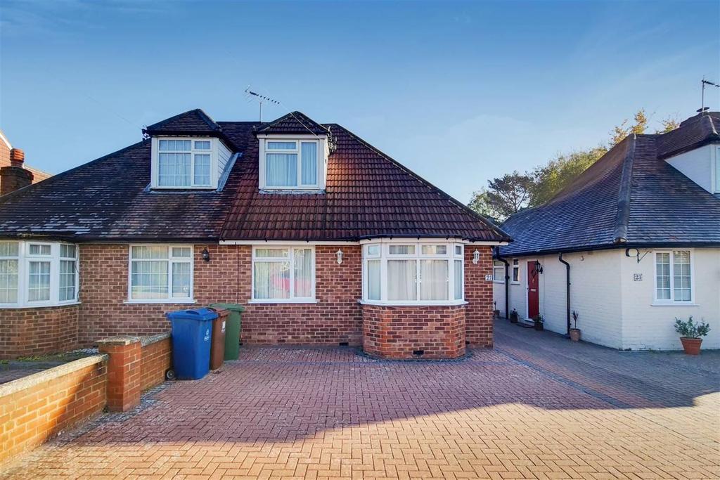 Chartley Avenue, Stanmore, HA7 2 bed bungalow - £600,000