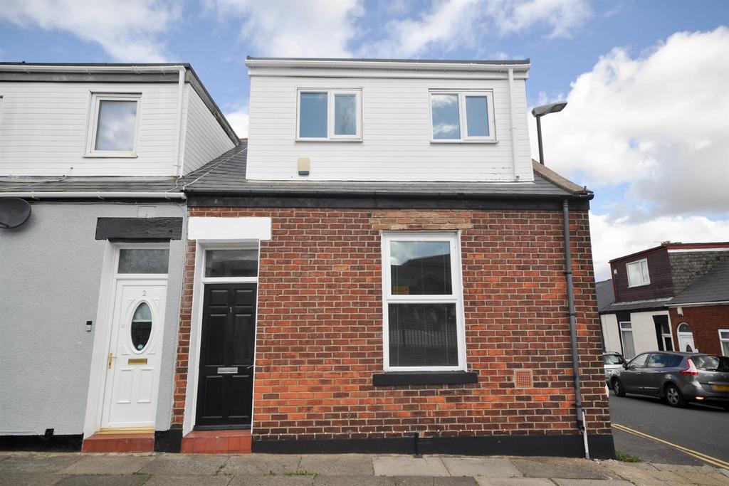 Well Street, Pallion 4 bed cottage - £695 pcm (£160 pw)