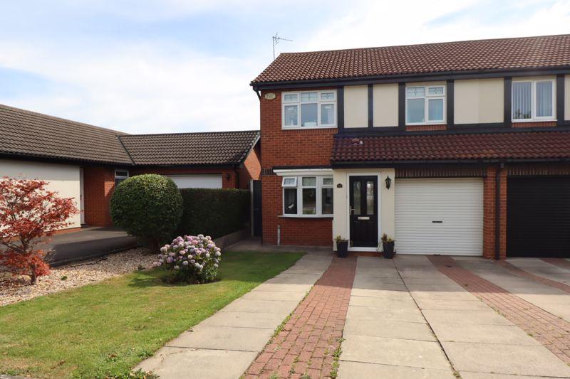 Leonard Ropner Drive, Fairfield... 3 bed semi-detached house - £190,000