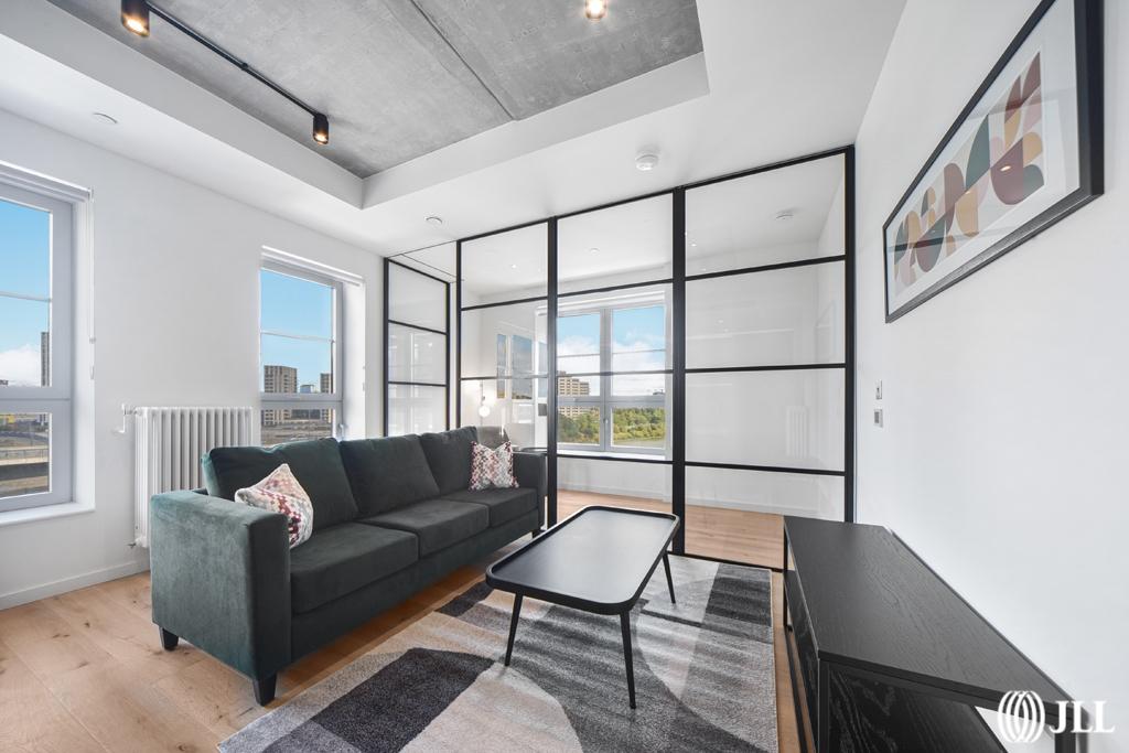 Goodluck Hope Walk London E14 2 bed flat - £2,817 pcm (£650 pw)