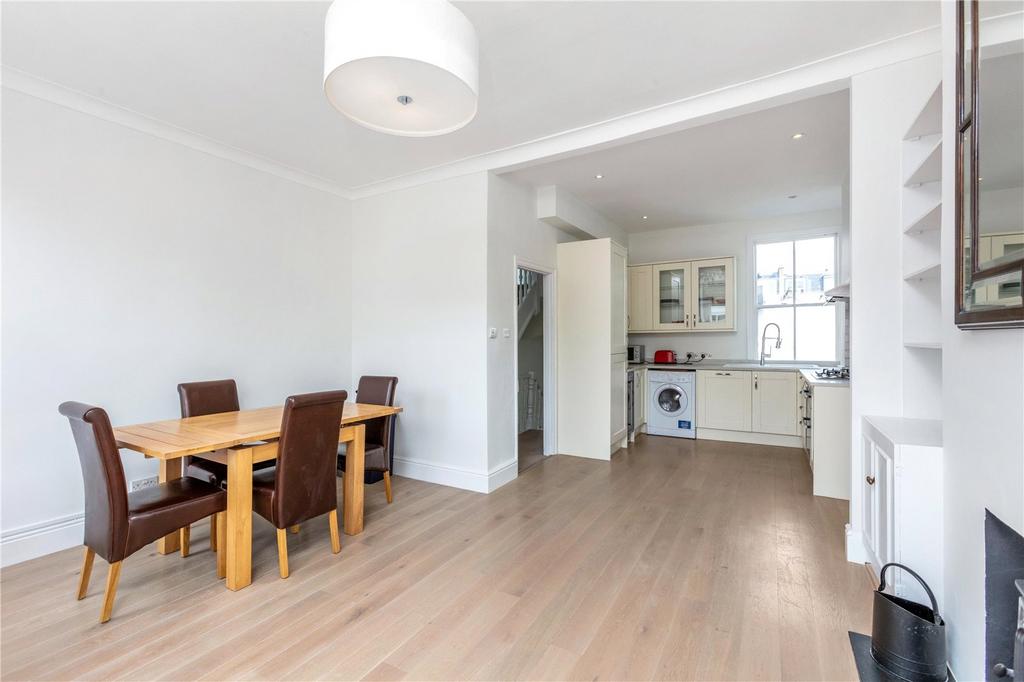 Tynemouth Street, Fulham, SW6 3 bed flat - £3,000 pcm (£692 pw)
