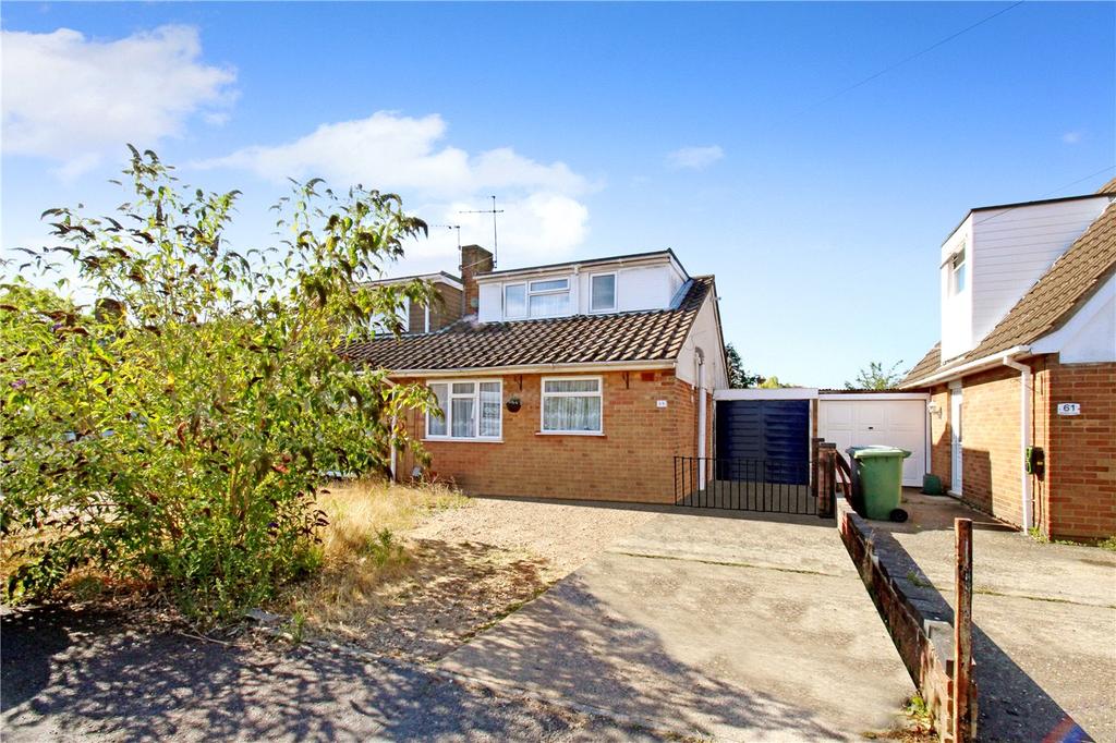 Meadow Close, Hellesdon, Norwich... 3 bed semi-detached house - £240,000