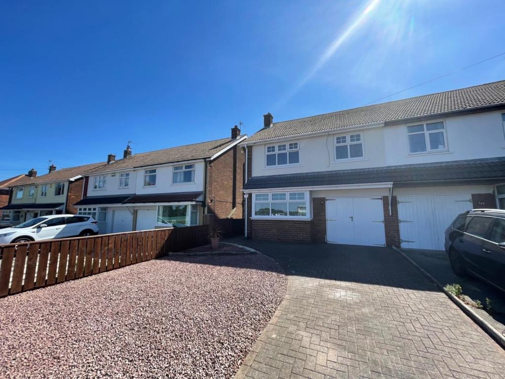 Brierton Lane Hartlepool 3 Bed Semi Detached House £165 000