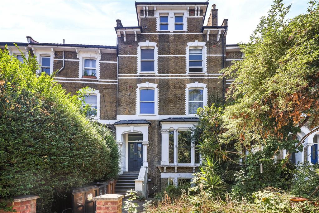 Amhurst Road, London, E8 1 bed flat - £1,800 pcm (£415 pw)