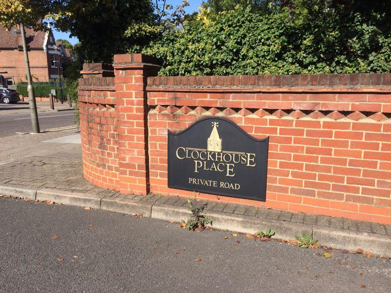 Clockhouse Place, Putney, London, SW15 £2250 pcm £519 pw 2 bed ...