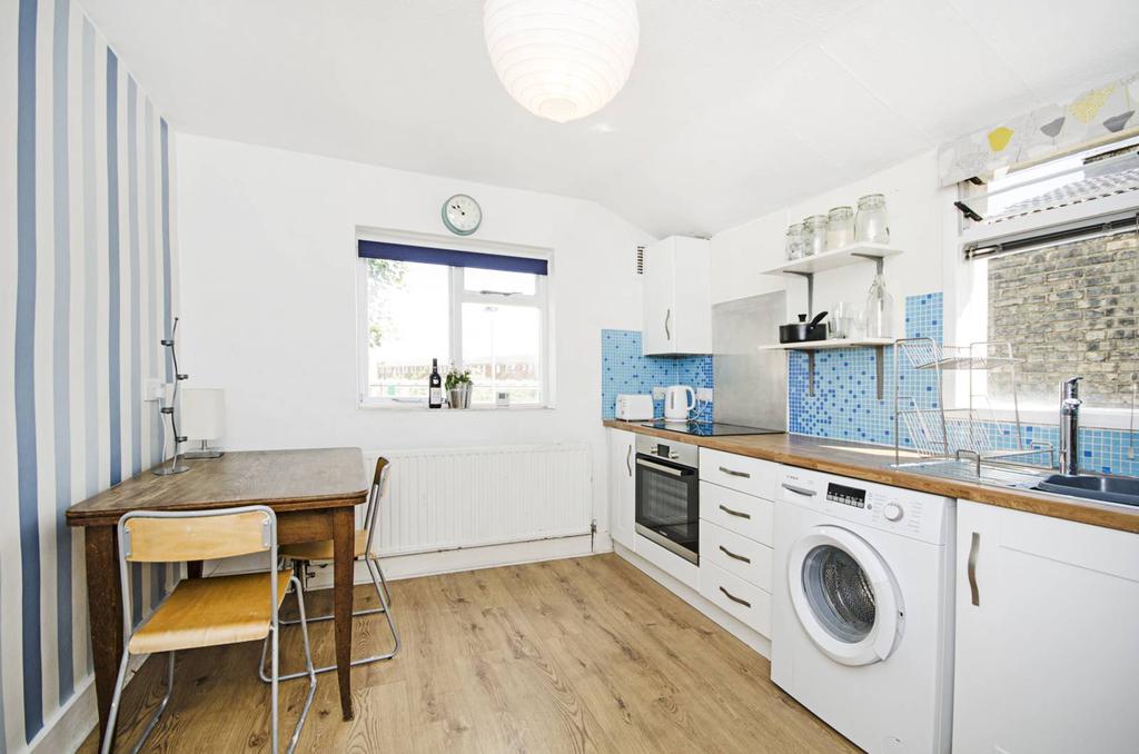 Mabley Street, Homerton, London, E9 1 bed flat - £1,600 pcm (£369 pw)