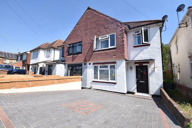 Leicester Road, Luton 3 bed semi-detached house - £350,000