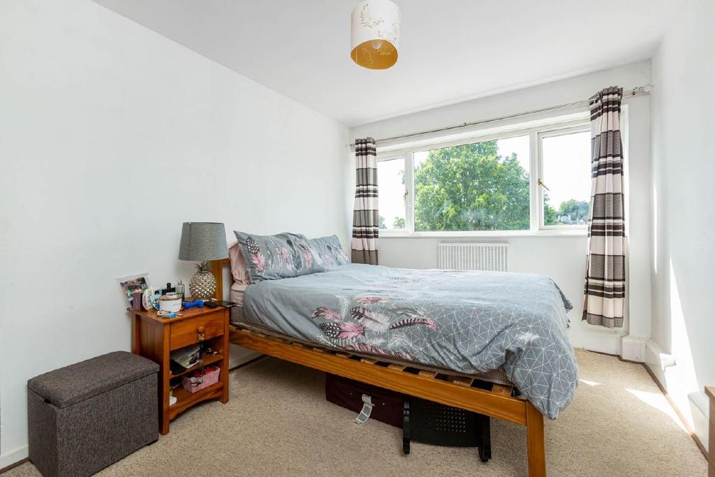 Linstead Way, Southfields 3 bed terraced house - £525,000