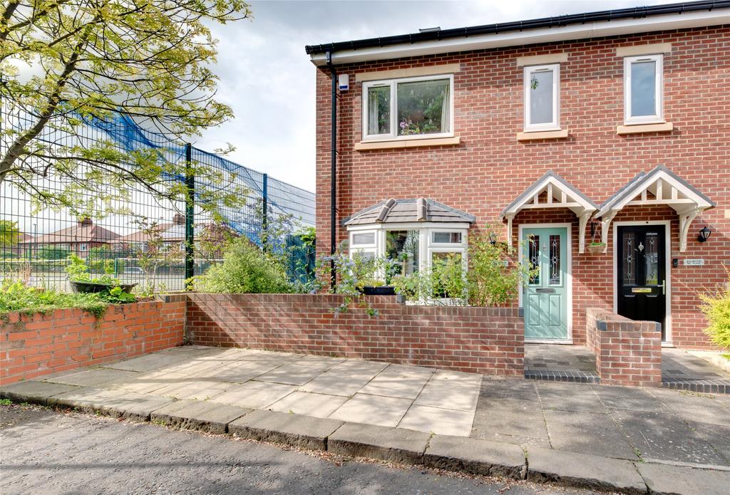 Matfen Place, Fenham, Newcastle Upon... 3 bed terraced house - £260,000