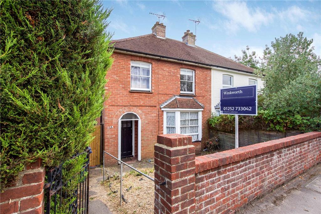 Hale Road, Farnham, Surrey, GU9 5 bed semi-detached house - £440,000