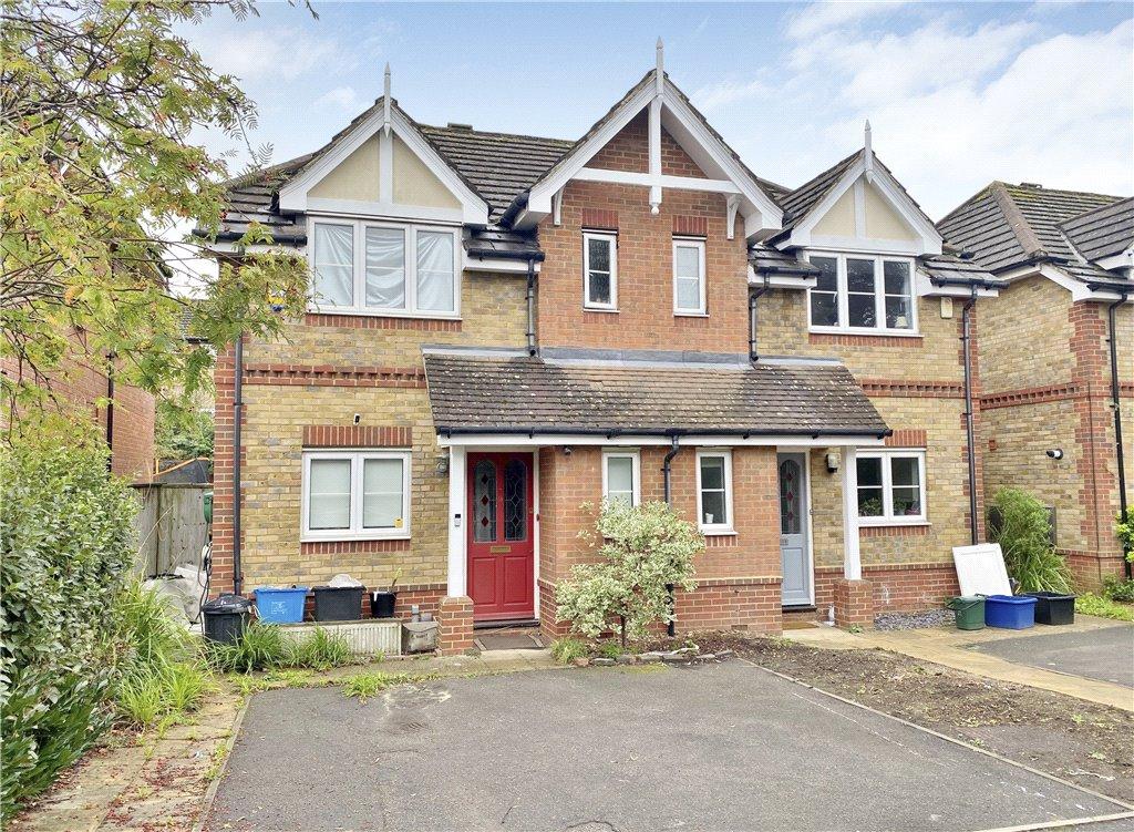 Shelburne Drive Whitton Hounslow Tw4 3 Bed Semi Detached House For