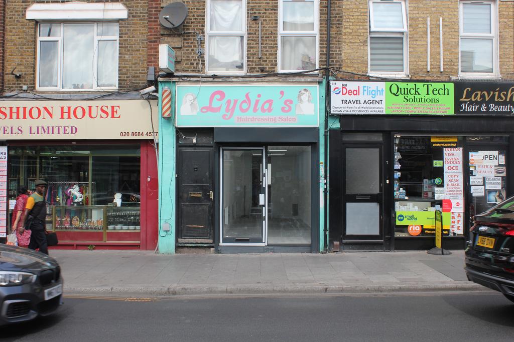 London Road, Croydon CR0 Convenience store - £1,167 pcm (£269 pw)