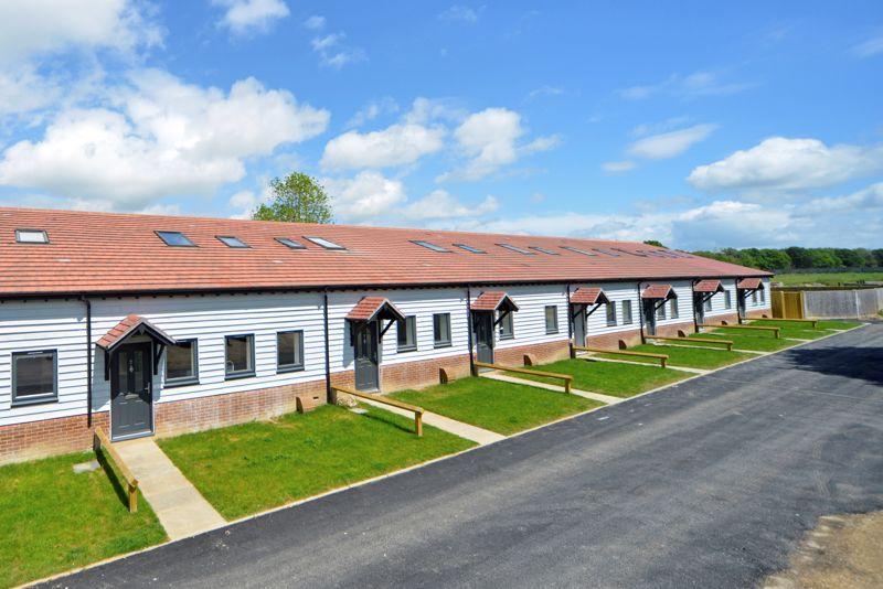 Ridings Barn, Alfold 3 bed terraced house - £530,000
