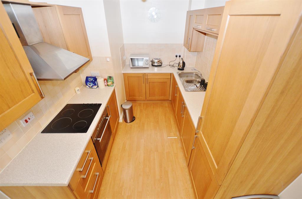 Maltings Close, London, E3 3TD 1 bed flat - £300,000