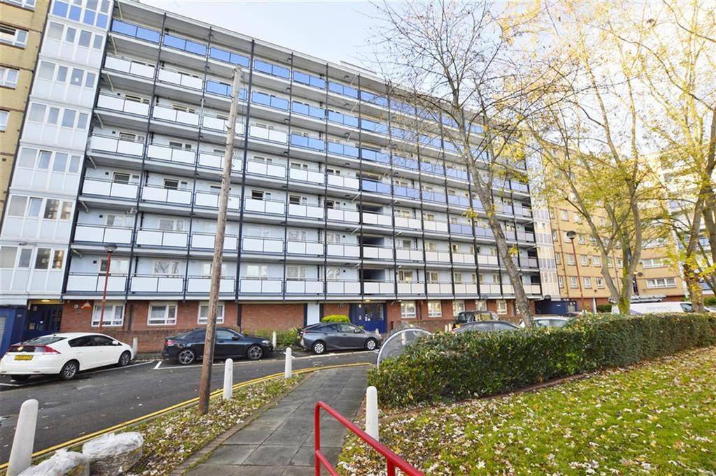 Priory Road, East Ham, London, E6 1PU 2 bed flat - £300,000
