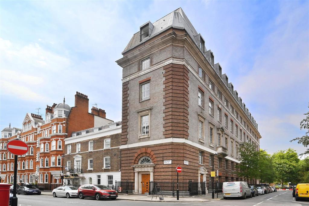 11 Nottingham Place, Marylebone... 2 bed flat - £1,395,000