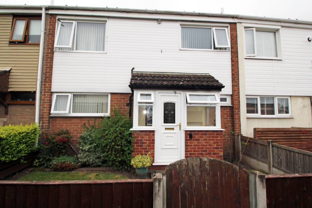 Waterside, Bootle 3 bed terraced house - £120,000