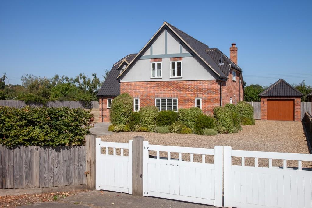 Hethersett 4 bed detached house - £675,000