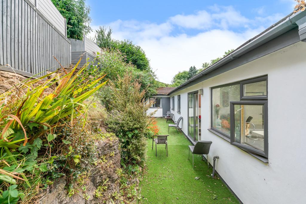 Ty Rhiw, Taffs Well, Cardiff 4 bed detached bungalow - £240,000