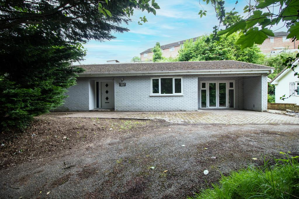 Ty Rhiw, Taffs Well, Cardiff 4 bed detached bungalow - £240,000