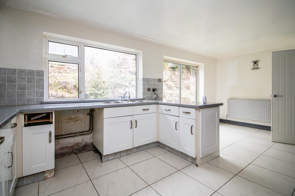 Ty Rhiw, Taffs Well, Cardiff 4 bed detached bungalow - £240,000