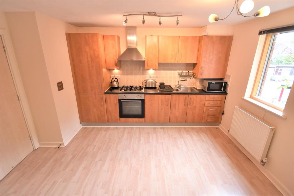 Rivulet Road, Wrexham, LL13 2 bed flat - £825 pcm (£190 pw)
