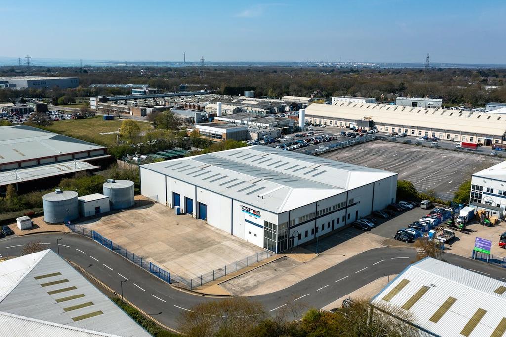 Unit 5 Matrix Park, Talbot Road, Segensworth, Fareham, PO15 5AP Industrial unit to rent - £ ...