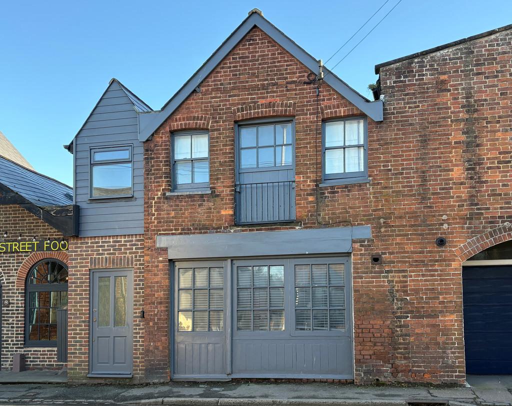 Wish Street, Rye, East Sussex TN31 7DA 3 bed terraced house - £435,000