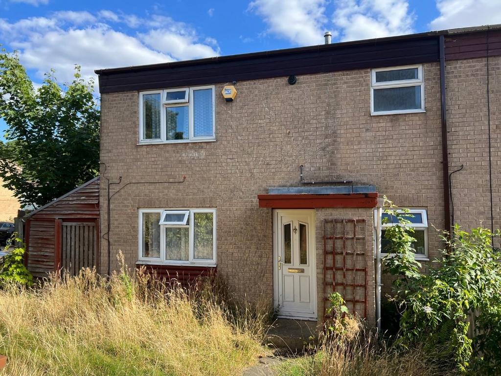 Dell Crescent, Overstone Lodge... 3 bed terraced house - £190,000