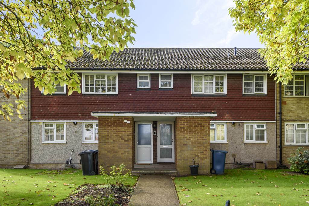 Stanmore, Greater London, HA7 2 bed apartment - £1,700 pcm (£392 pw)