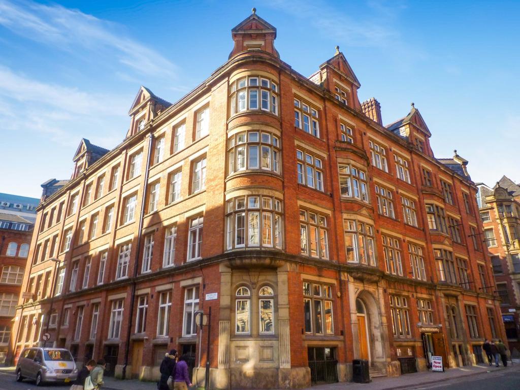 50 Princess Street, Manchester, M1 2 bed flat - £1,200 pcm (£277 pw)