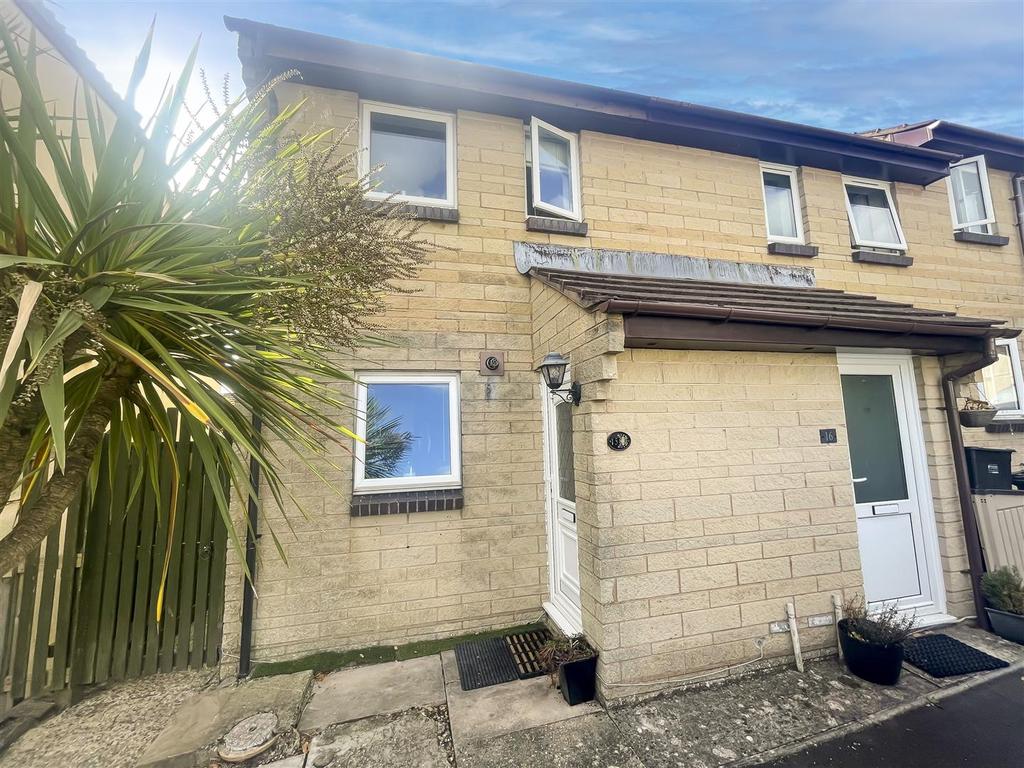 Oak Close Kingsteignton Newton Abbot 2 Bed End Of Terrace House For