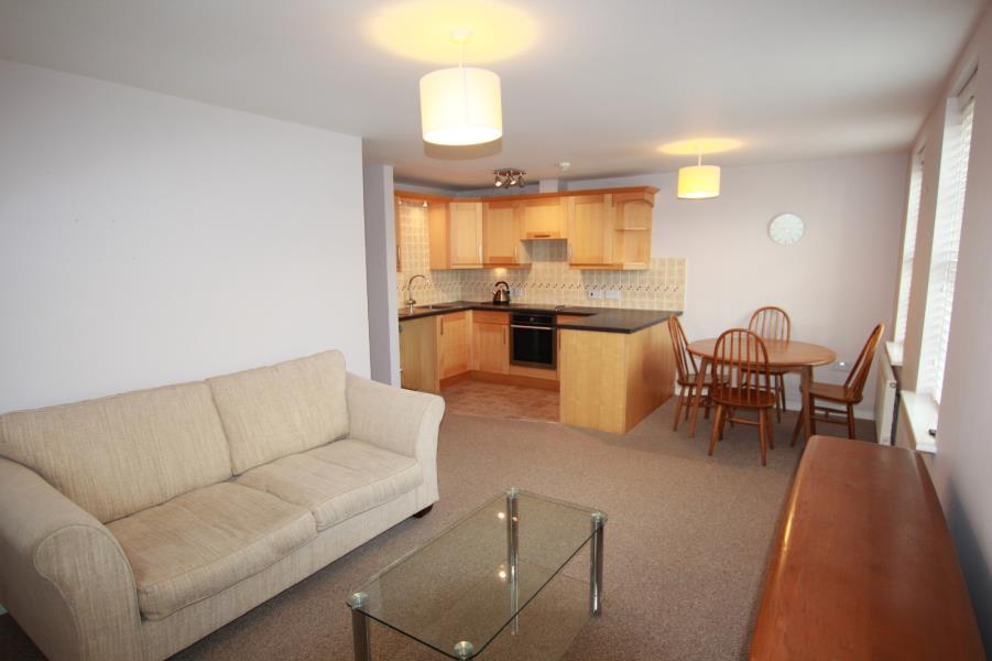 Mill View Place, Mill Viw Road... 2 bed apartment - £650 pcm (£150 pw)