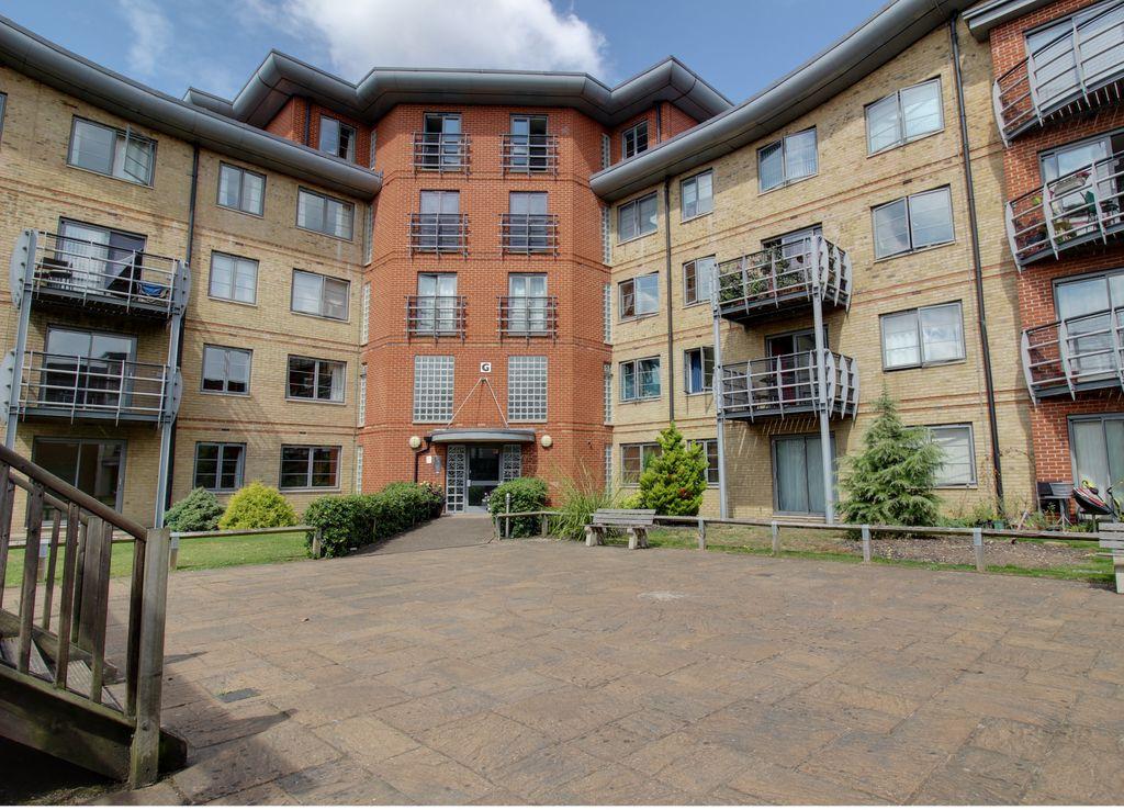 Jubilee Square, Reading RG1 2GU 2 bed apartment - £1,350 pcm (£312 pw)