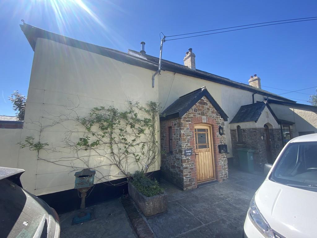 Riddlecombe 3 bed semi-detached house - £1,200 pcm (£277 pw)